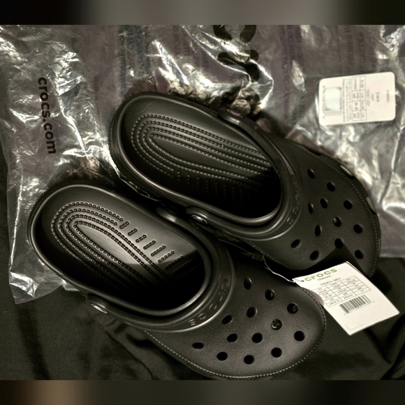 CROCS | Shoes | Black Crocs Clogs M6w8 | Poshmark